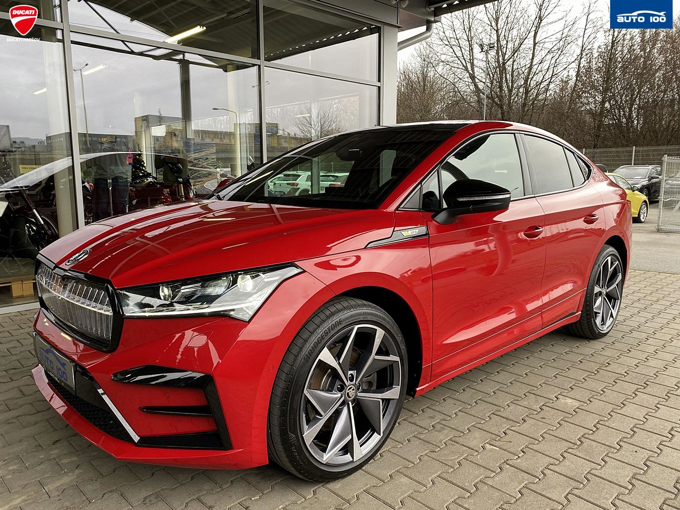 Škoda Enyaq RS 4x4 220 KW, Matrix Beam, Key less, DCC, tepelné čerpadlo ...