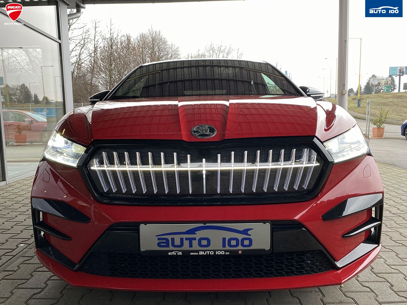 Škoda Enyaq RS 4x4 220 KW, Matrix Beam, Key less, DCC, tepelné čerpadlo ...